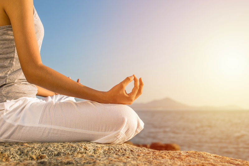 How to Clear Your Mind After a Busy Day - Alise Healing Center